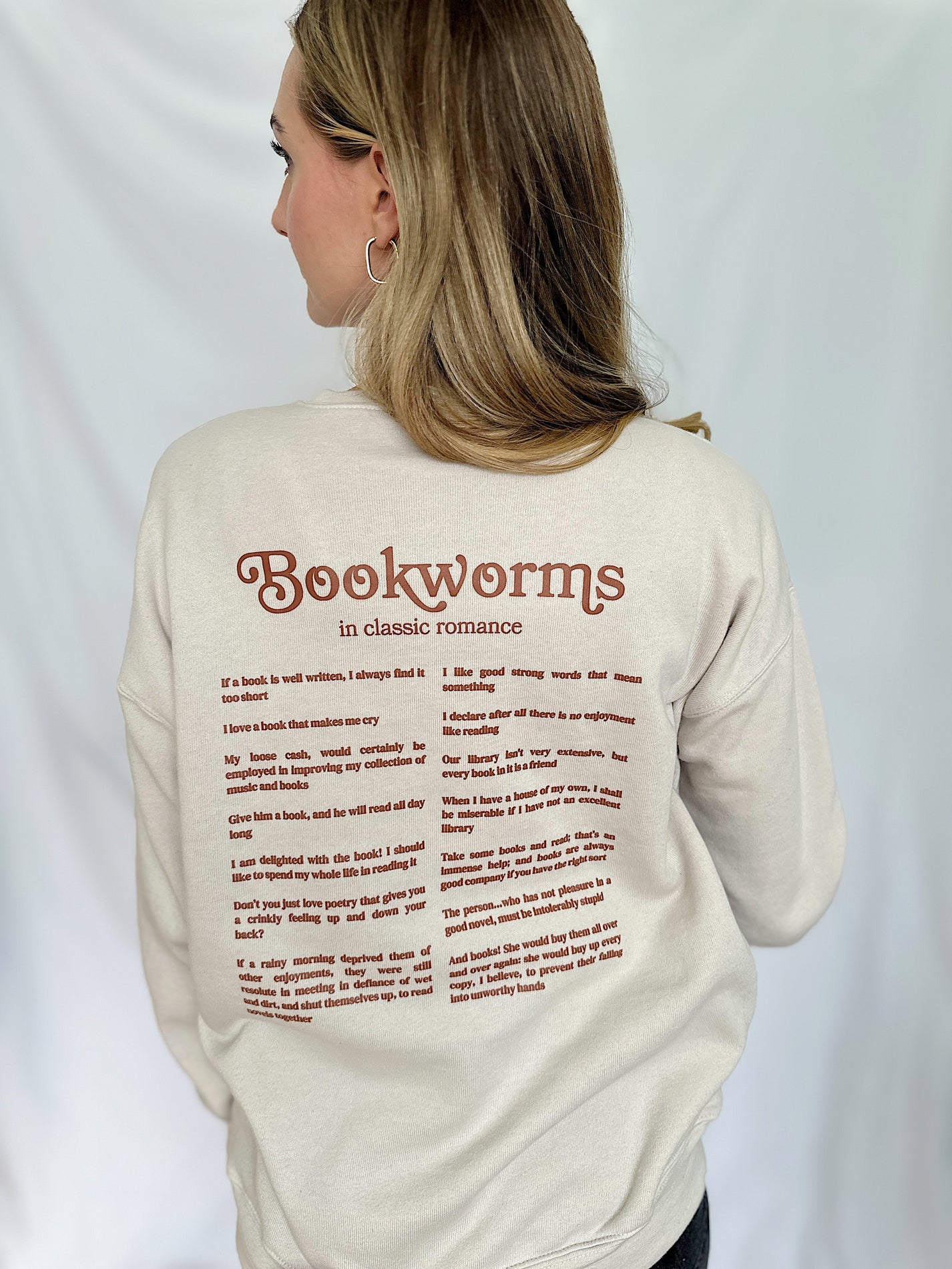 "Bookworm" Quote Sweatshirt – The Bookish Belle